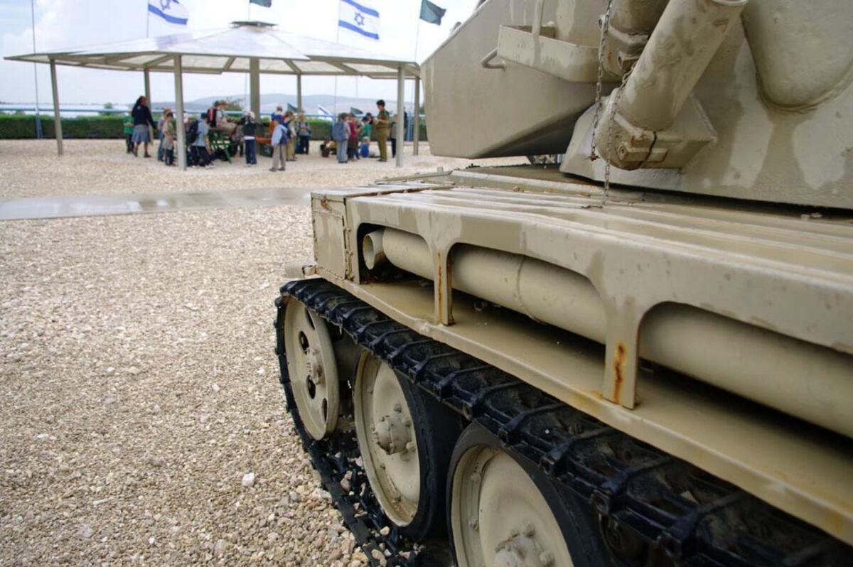 Index of /wp-content/uploads/photo-gallery/AMX-13_79